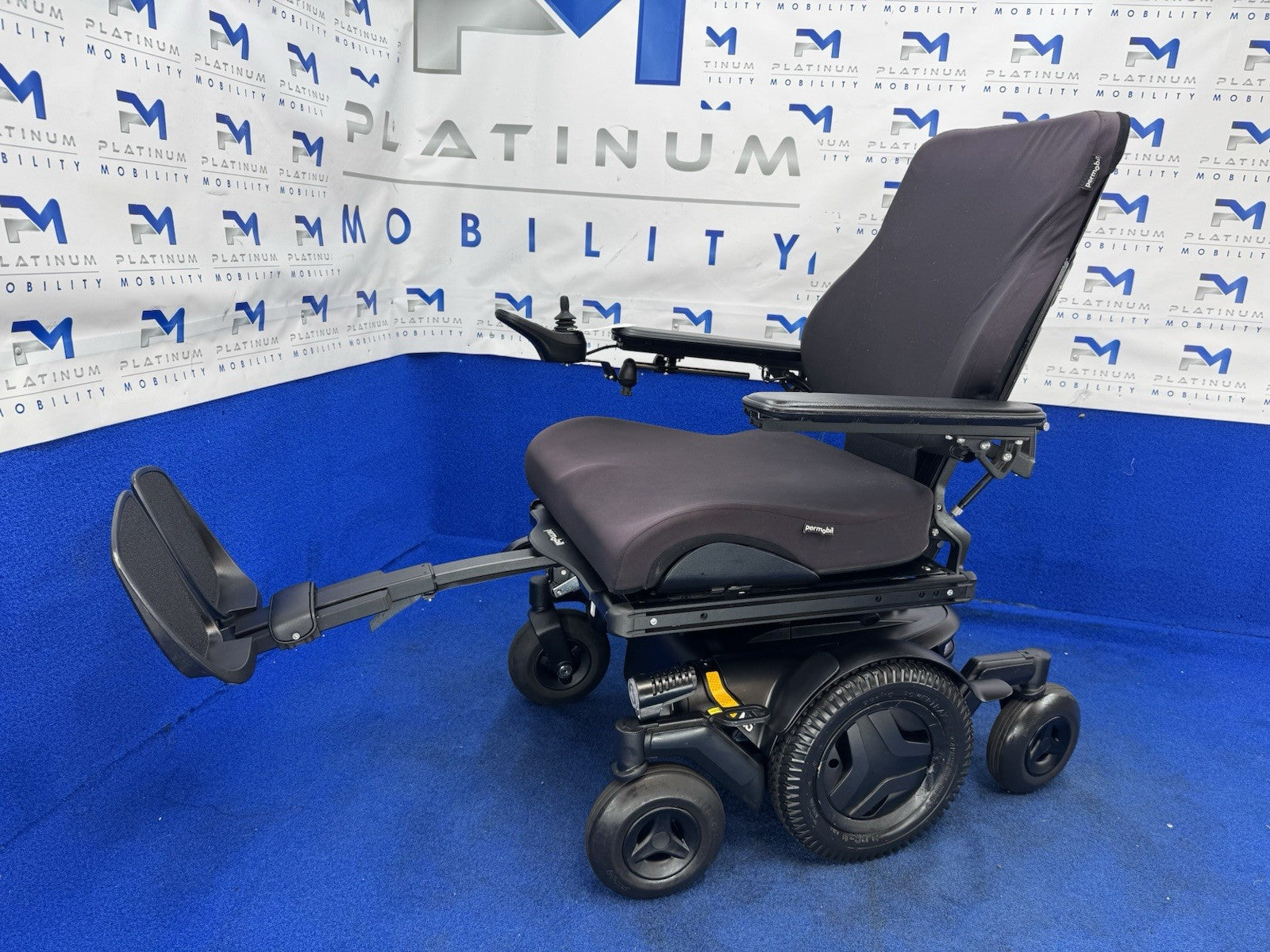 Permobil M5 Corpus 6 mph Electric Wheelchair Powerchair Mobility 1163 ...
